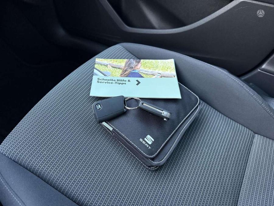 White SEAT Leon 2019 in Panevezys, with an engine capacity of 1.60 L and mileage of 176 thousand km for 10500 €, photo 27 on AUTOMOTO.COM.LV