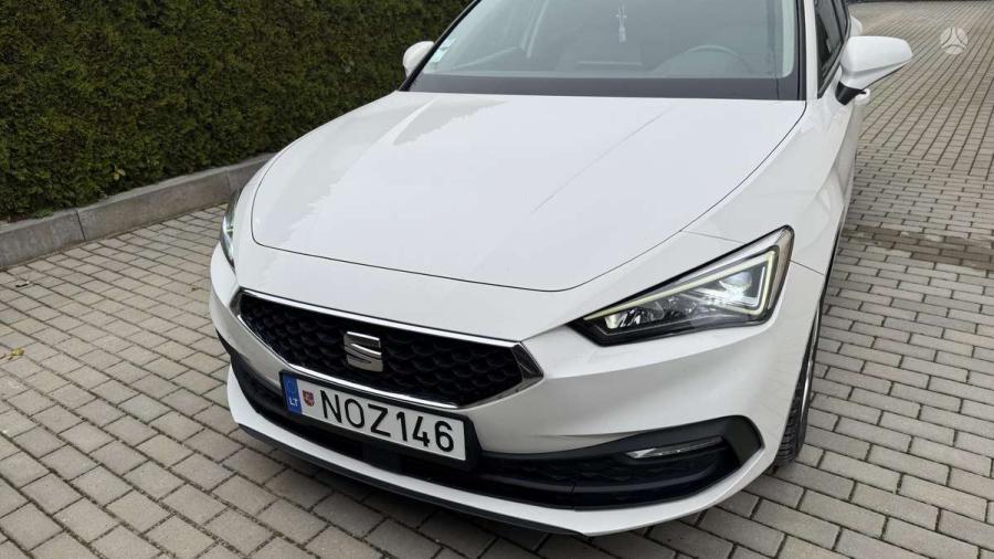 White SEAT Leon 2021 in Vilnius, with an engine capacity of 1.97 L and mileage of 28 thousand km for 11999 €, photo 6 on AUTOMOTO.COM.LV