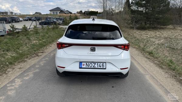 White SEAT Leon 2021 in Vilnius, with an engine capacity of 2.00 L and mileage of 291 thousand km for 13200 €, photo 6 on AUTOMOTO.COM.LV