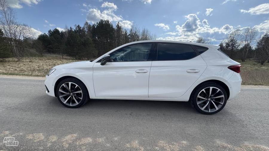 Balts SEAT Leon 2021 Viļņa, ar dzinēja tilpumu 2.00 L un nobraukumu 291 tūkst. km par 13200 €, foto 9 vietnē AUTOMOTO.COM.LV