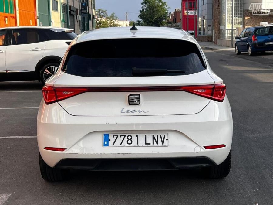 Balts SEAT Leon 2021 Kauņa, ar dzinēja tilpumu 2.00 L un nobraukumu 155 tūkst. km par 9500 €, foto 5 vietnē AUTOMOTO.COM.LV
