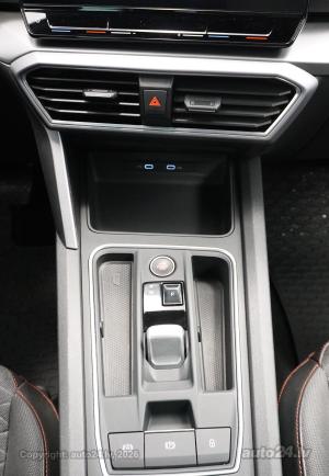 Balts SEAT Leon 2021 Tartu, ar dzinēja tilpumu 1.50 L un nobraukumu 42 tūkst. km par 17500 €, foto 18 vietnē AUTOMOTO.COM.LV