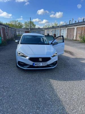 Balts SEAT Leon 2021 Panevēža, ar dzinēja tilpumu 1.50 L un nobraukumu 24 tūkst. km par 10900 €, foto  vietnē AUTOMOTO.COM.LV