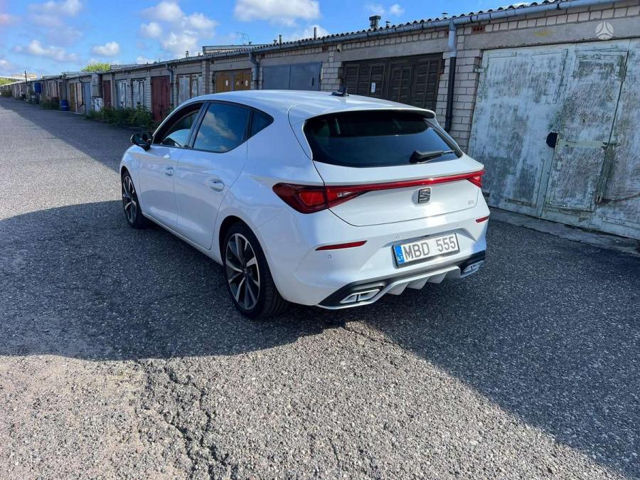 Balts SEAT Leon 2021 Panevēža, ar dzinēja tilpumu 1.50 L un nobraukumu 24 tūkst. km par 10900 €, foto 4 vietnē AUTOMOTO.COM.LV