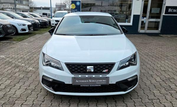 White SEAT Leon 2018 in Kaunas, with an engine capacity of 2.00 L and mileage of 83 thousand km for 26519 €, photo 4 on AUTOMOTO.COM.LV