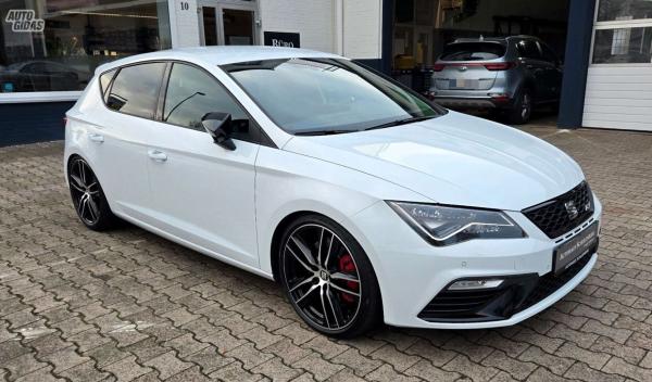 White SEAT Leon 2018 in Kaunas, with an engine capacity of 2.00 L and mileage of 83 thousand km for 26519 €, photo 5 on AUTOMOTO.COM.LV