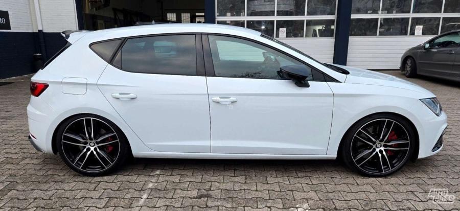 Balts SEAT Leon 2018 Kauņa, ar dzinēja tilpumu 2.00 L un nobraukumu 83 tūkst. km par 26519 €, foto 6 vietnē AUTOMOTO.COM.LV