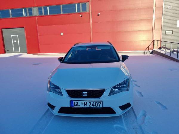 White SEAT Leon 2014 in Kaunas, with an engine capacity of 1.60 L and mileage of 285 thousand km for 6150 €, photo 1 on AUTOMOTO.COM.LV