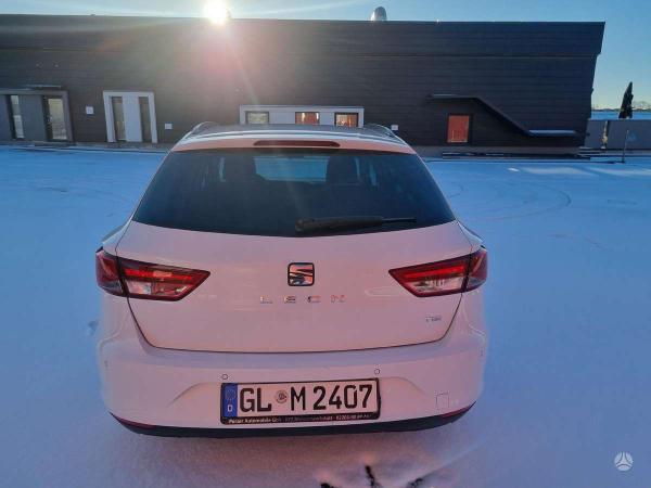 White SEAT Leon 2014 in Kaunas, with an engine capacity of 1.60 L and mileage of 285 thousand km for 6150 €, photo 6 on AUTOMOTO.COM.LV