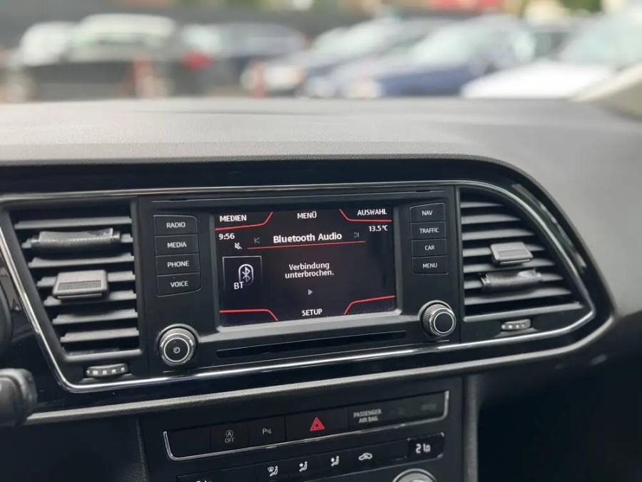 Balts SEAT Leon 2014 Liepāja, ar dzinēja tilpumu 1.60 L un nobraukumu 272 tūkst. km par 6850 €, foto 24 vietnē AUTOMOTO.COM.LV