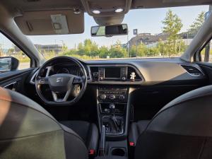 White SEAT Leon 2014 in Tallinn, with an engine capacity of 2.00 L and mileage of 32 thousand km for 5500 €, photo 13 on AUTOMOTO.COM.LV