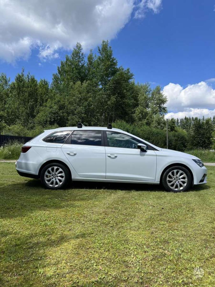 White SEAT Leon 2015 in Vilnius, with an engine capacity of 1.60 L and mileage of 203 thousand km for 6300 €, photo 8 on AUTOMOTO.COM.LV