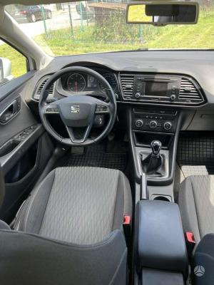 White SEAT Leon 2015 in Vilnius, with an engine capacity of 1.60 L and mileage of 203 thousand km for 6300 €, photo 11 on AUTOMOTO.COM.LV