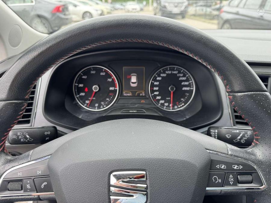 White SEAT Leon 2015 in Vilnius, with an engine capacity of 1.40 L and mileage of 150 thousand km for 7950 €, photo 29 on AUTOMOTO.COM.LV
