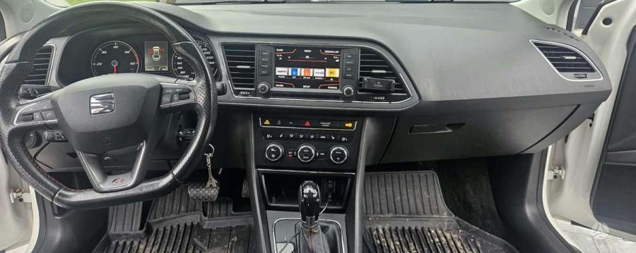 White SEAT Leon 2015 in Kaunas, with an engine capacity of 1.97 L and mileage of 259 thousand km for 7400 €, photo 6 on AUTOMOTO.COM.LV