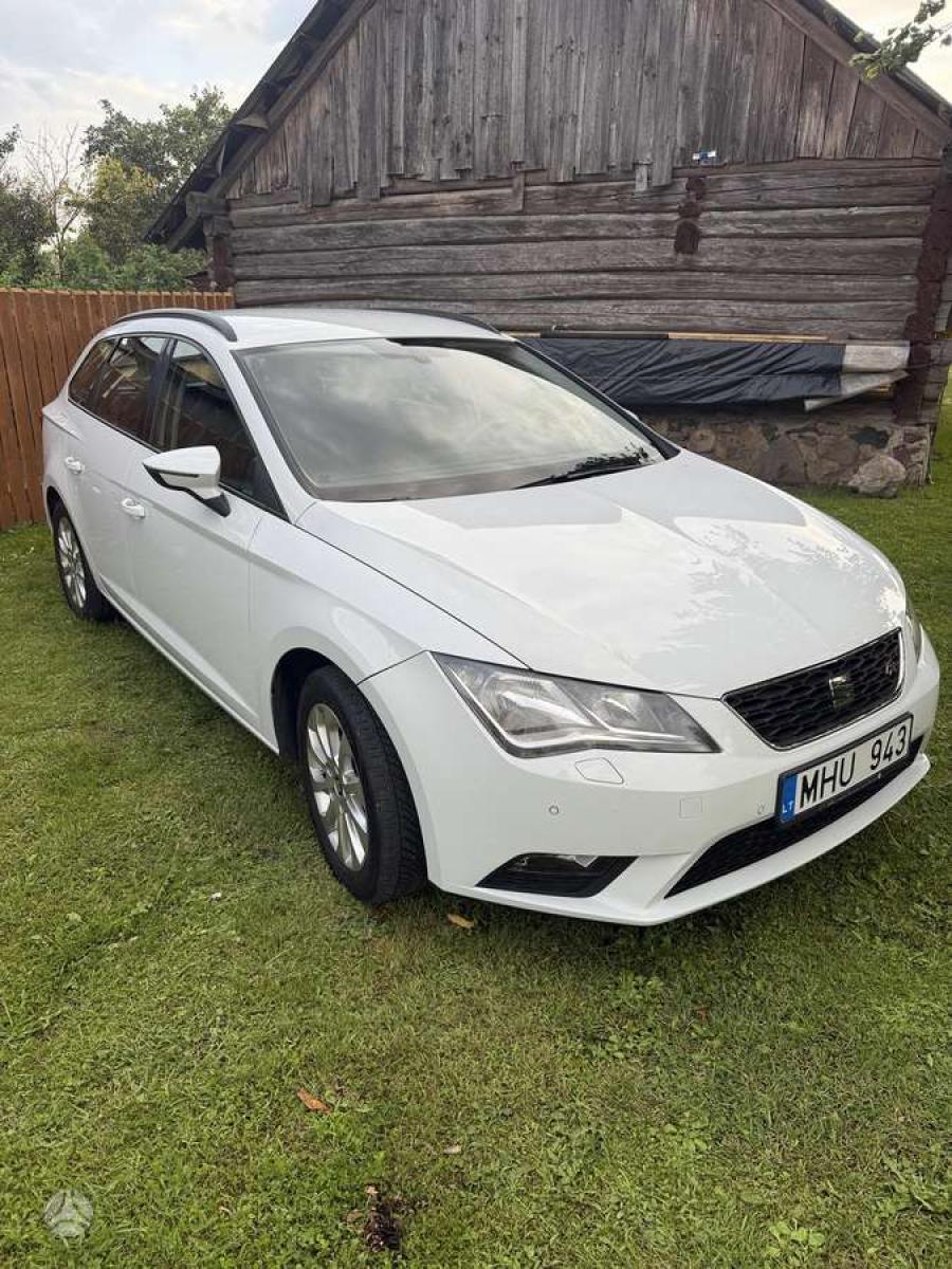 White SEAT Leon 2015 in Vilnius, with an engine capacity of 1.20 L and mileage of 120 thousand km for 6200 €, photo 4 on AUTOMOTO.COM.LV