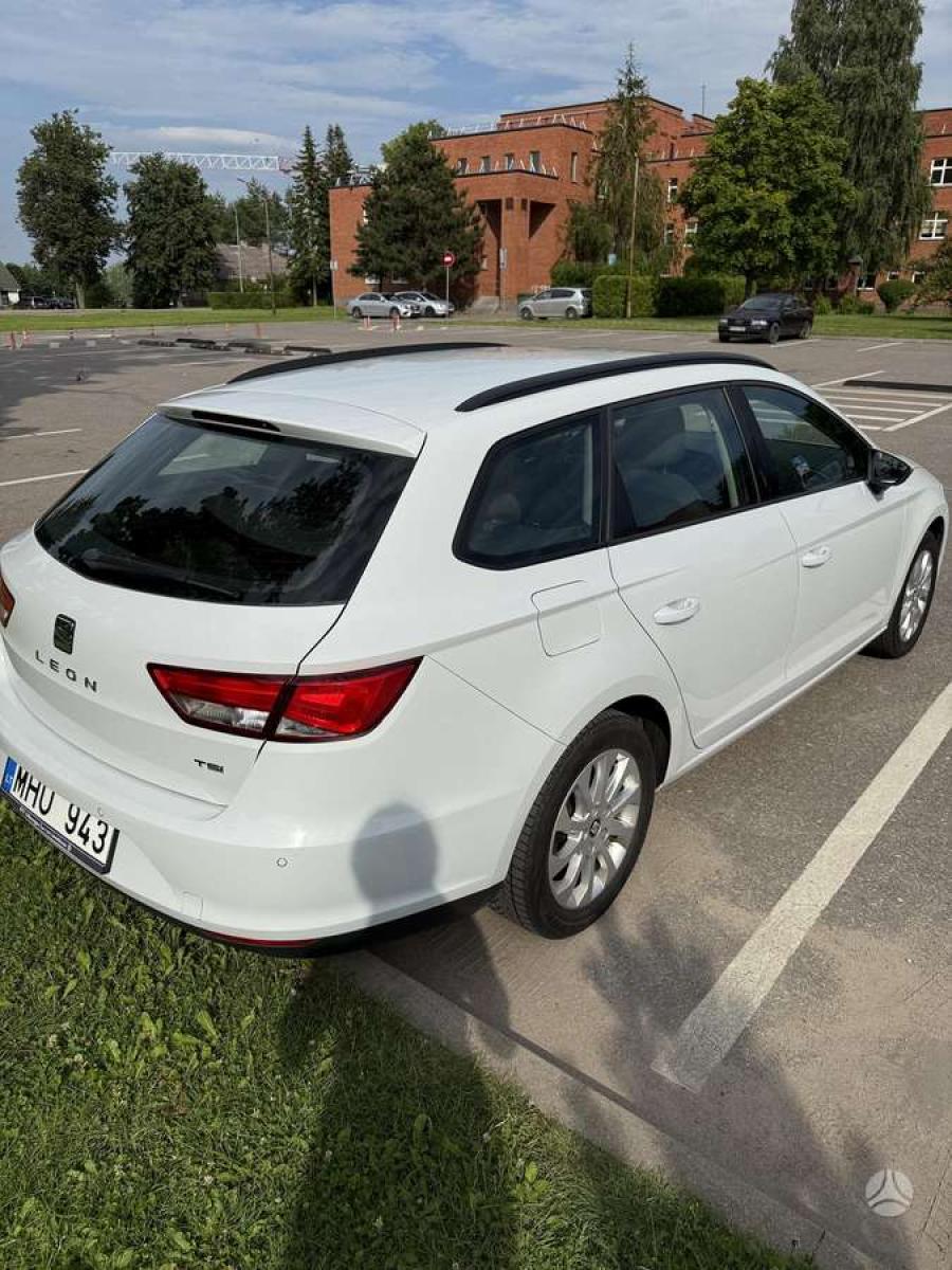 White SEAT Leon 2015 in Vilnius, with an engine capacity of 1.20 L and mileage of 120 thousand km for 6200 €, photo 11 on AUTOMOTO.COM.LV