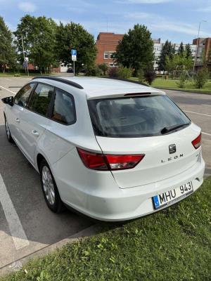 White SEAT Leon 2015 in Vilnius, with an engine capacity of 1.20 L and mileage of 120 thousand km for 6200 €, photo 13 on AUTOMOTO.COM.LV