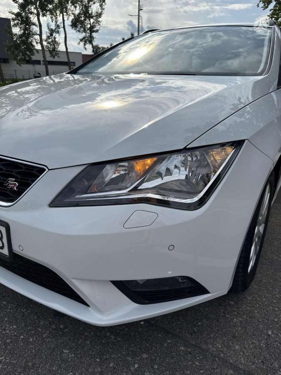 White SEAT Leon 2015 in Vilnius, with an engine capacity of 1.20 L and mileage of 120 thousand km for 6200 €, photo 15 on AUTOMOTO.COM.LV