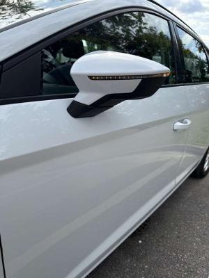 White SEAT Leon 2015 in Vilnius, with an engine capacity of 1.20 L and mileage of 120 thousand km for 6200 €, photo 25 on AUTOMOTO.COM.LV