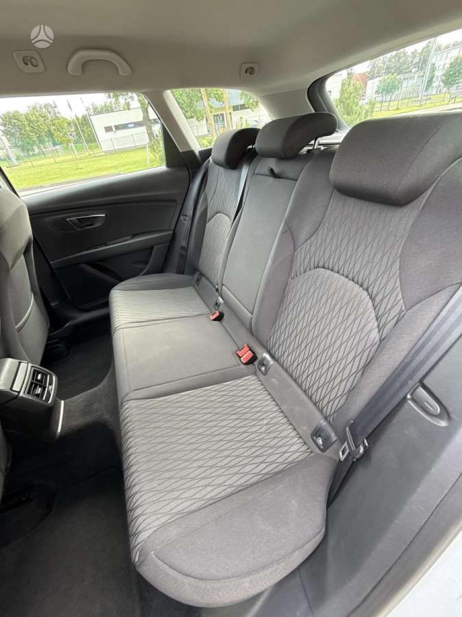 White SEAT Leon 2015 in Vilnius, with an engine capacity of 1.20 L and mileage of 120 thousand km for 6200 €, photo 28 on AUTOMOTO.COM.LV
