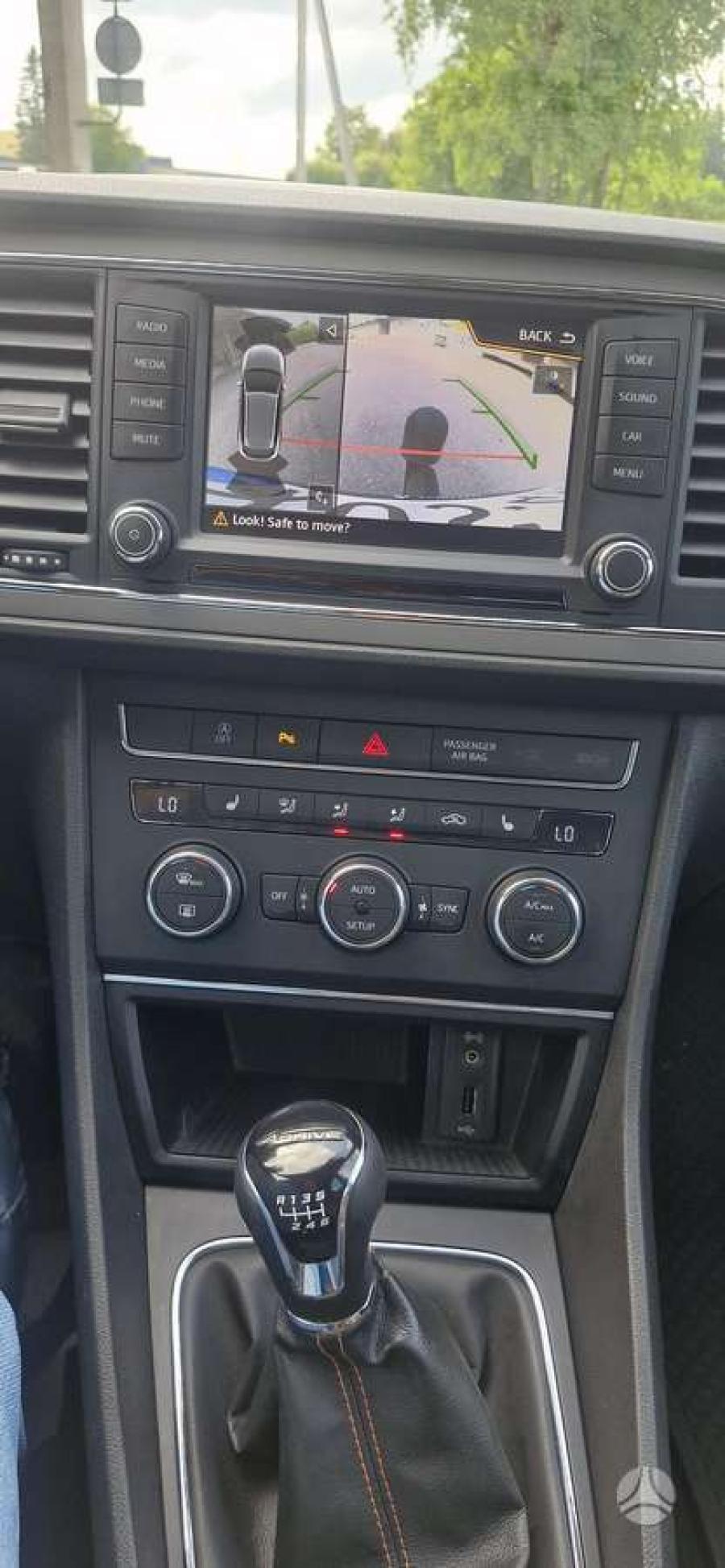 Balts SEAT Leon 2015 Šauļi, ar dzinēja tilpumu 1.60 L un nobraukumu 241 tūkst. km par 7200 €, foto 15 vietnē AUTOMOTO.COM.LV