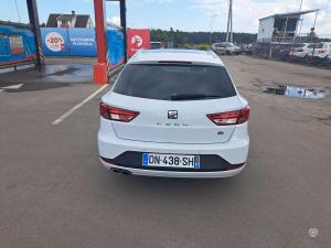 White SEAT Leon 2015 in Taurage, with an engine capacity of 1.97 L and mileage of 240 thousand km for 6950 €, photo 4 on AUTOMOTO.COM.LV