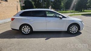 White SEAT Leon 2016 in Limbazi, with an engine capacity of 1.60 L and mileage of 271 thousand km for 6950 €, photo 4 on AUTOMOTO.COM.LV