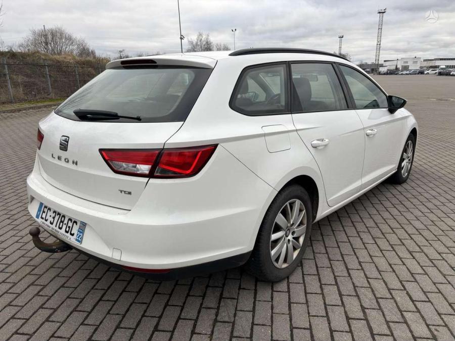Balts SEAT Leon 2016 Marijampole, ar dzinēja tilpumu 1.60 L un nobraukumu 260 tūkst. km par 5350 €, foto 5 vietnē AUTOMOTO.COM.LV