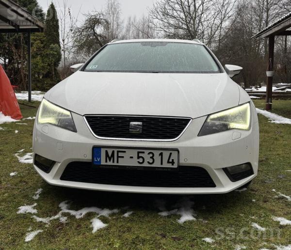 White SEAT Leon 2016 in Jekabpils, with an engine capacity of 1.40 L and mileage of 113 thousand km for 7500 €, photo 1 on AUTOMOTO.COM.LV