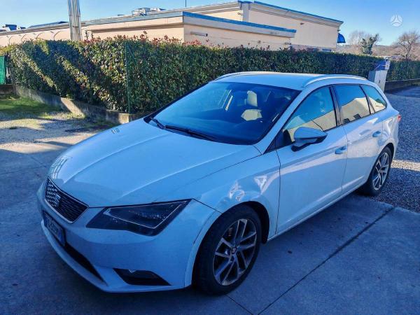 White SEAT Leon 2016 in Panevezys, with an engine capacity of 1.60 L and mileage of 235 thousand km for 5350 €, photo 5 on AUTOMOTO.COM.LV