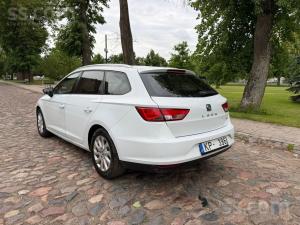 White SEAT Leon 2016 in Jelgava, with an engine capacity of 1.60 L and mileage of 0 thousand km for 5990 €, photo 3 on AUTOMOTO.COM.LV