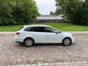 White SEAT Leon 2016 in Jelgava, with an engine capacity of 1.60 L and mileage of 0 thousand km for 5990 €, photo 7 on AUTOMOTO.COM.LV