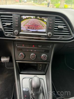 White SEAT Leon 2016 in Jelgava, with an engine capacity of 1.60 L and mileage of 0 thousand km for 5990 €, photo 11 on AUTOMOTO.COM.LV