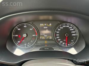 White SEAT Leon 2016 in Jelgava, with an engine capacity of 1.60 L and mileage of 0 thousand km for 5990 €, photo 13 on AUTOMOTO.COM.LV