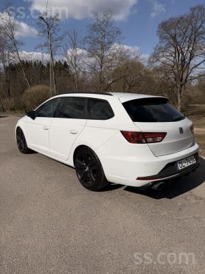 White SEAT Leon 2016 in Riga, with an engine capacity of 2.00 L and mileage of 218 thousand km for 10950 €, photo  on AUTOMOTO.COM.LV