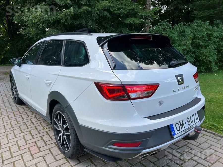 Balts SEAT Leon 2016 Tukums, ar dzinēja tilpumu 1.60 L un nobraukumu 195 tūkst. km par 10599 €, foto 5 vietnē AUTOMOTO.COM.LV