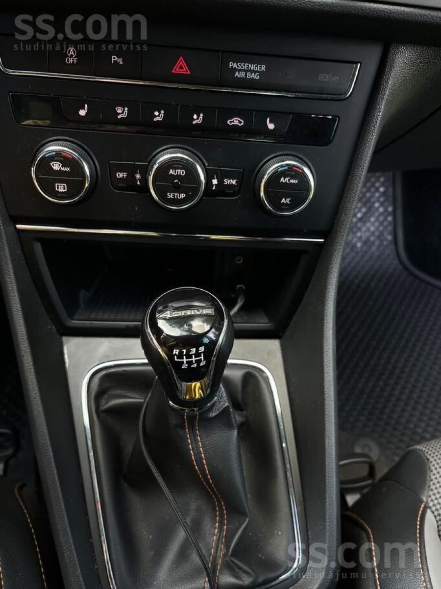 Balts SEAT Leon 2016 Tukums, ar dzinēja tilpumu 1.60 L un nobraukumu 195 tūkst. km par 10599 €, foto 17 vietnē AUTOMOTO.COM.LV