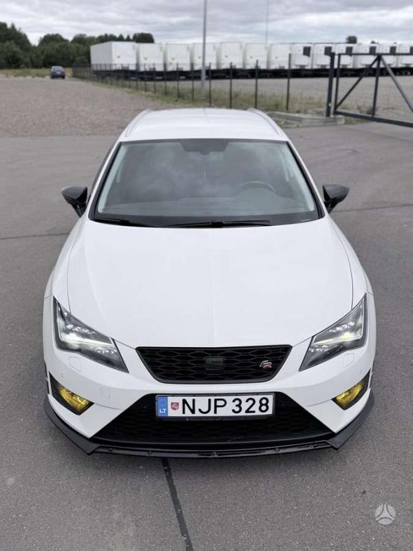 White SEAT Leon 2016 in Vilnius, with an engine capacity of 1.80 L and mileage of 230 thousand km for 6999 €, photo 9 on AUTOMOTO.COM.LV