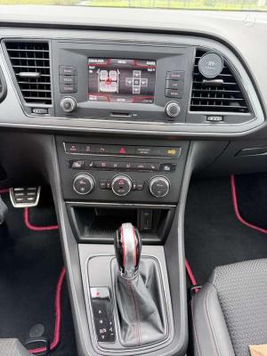 Balts SEAT Leon 2016 Viļņa, ar dzinēja tilpumu 1.80 L un nobraukumu 230 tūkst. km par 6999 €, foto 21 vietnē AUTOMOTO.COM.LV