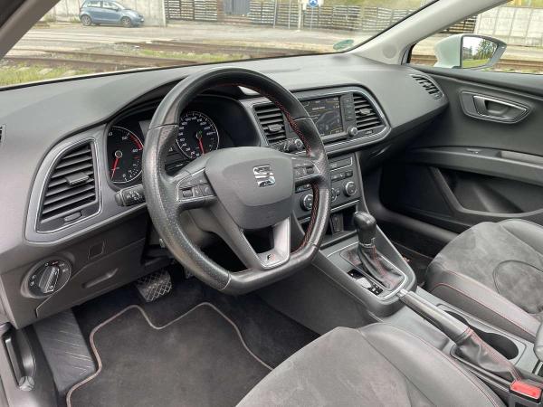 White SEAT Leon 2016 in Vilnius, with an engine capacity of 1.97 L and mileage of 187 thousand km for 8200 €, photo 7 on AUTOMOTO.COM.LV