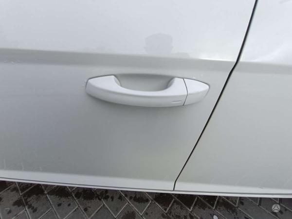 Balts SEAT Leon 2017 Kauņa, ar dzinēja tilpumu 2.00 L un nobraukumu 268 tūkst. km par 7300 €, foto 4 vietnē AUTOMOTO.COM.LV