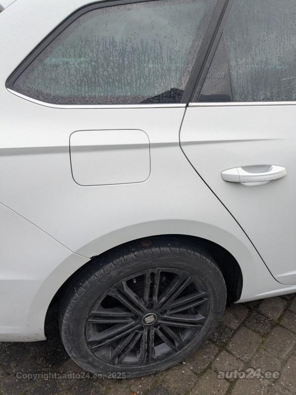 Balts SEAT Leon 2018 Saku, ar dzinēja tilpumu 1.40 L un nobraukumu 112 tūkst. km par 10000 €, foto 11 vietnē AUTOMOTO.COM.LV