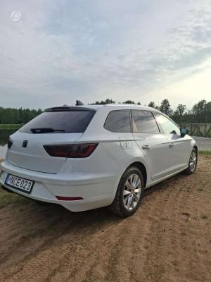 White SEAT Leon 2019 in Vilnius, with an engine capacity of 1.60 L and mileage of 303 thousand km for 6999 €, photo 4 on AUTOMOTO.COM.LV