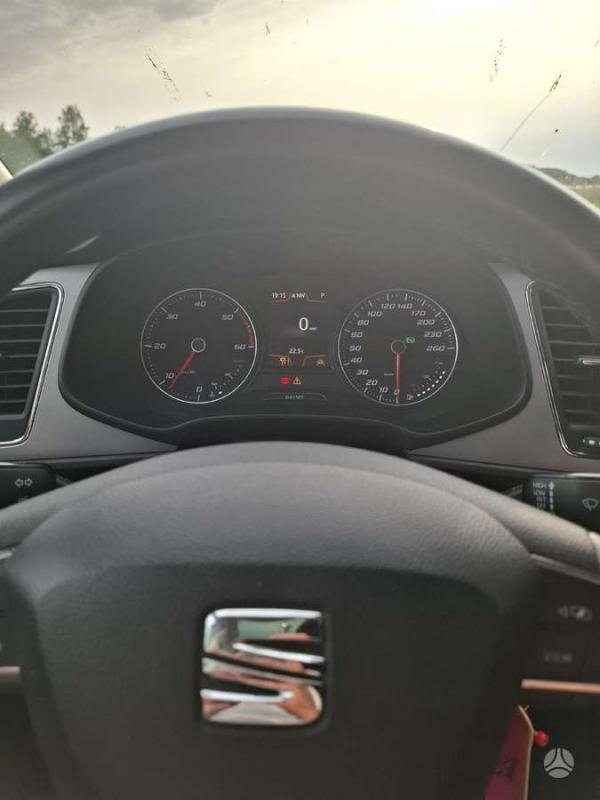 White SEAT Leon 2019 in Vilnius, with an engine capacity of 1.60 L and mileage of 303 thousand km for 6999 €, photo 7 on AUTOMOTO.COM.LV