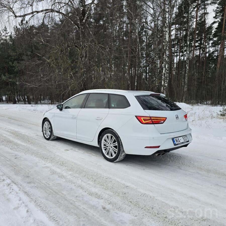 White SEAT Leon 2019 in Riga, with an engine capacity of 1.50 L and mileage of 251 thousand km for 9981 €, photo 5 on AUTOMOTO.COM.LV