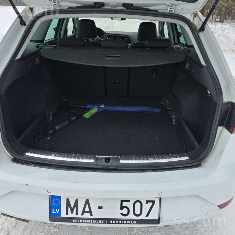 White SEAT Leon 2019 in Riga, with an engine capacity of 1.50 L and mileage of 251 thousand km for 9981 €, photo 10 on AUTOMOTO.COM.LV