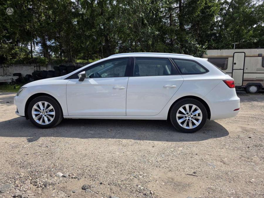 White SEAT Leon 2019 in Utena, with an engine capacity of 1.60 L and mileage of 243 thousand km for 6750 €, photo 5 on AUTOMOTO.COM.LV