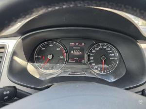 White SEAT Leon 2019 in Utena, with an engine capacity of 1.60 L and mileage of 243 thousand km for 6750 €, photo 9 on AUTOMOTO.COM.LV