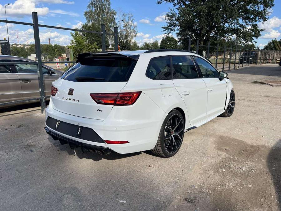 Balts SEAT Leon 2019 Kauņa, ar dzinēja tilpumu 1.98 L un nobraukumu 75 tūkst. km par 9900 €, foto 4 vietnē AUTOMOTO.COM.LV